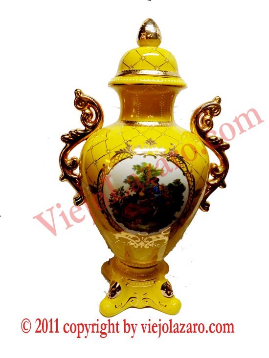 Oshun Soupterine in white with gold accents and image – El Viejo Lazaro